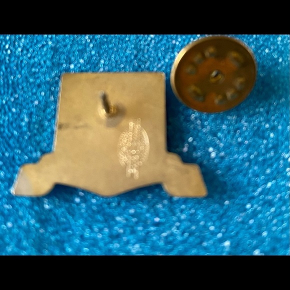 Accessories | Vintage Republican Party Pin | Poshmark